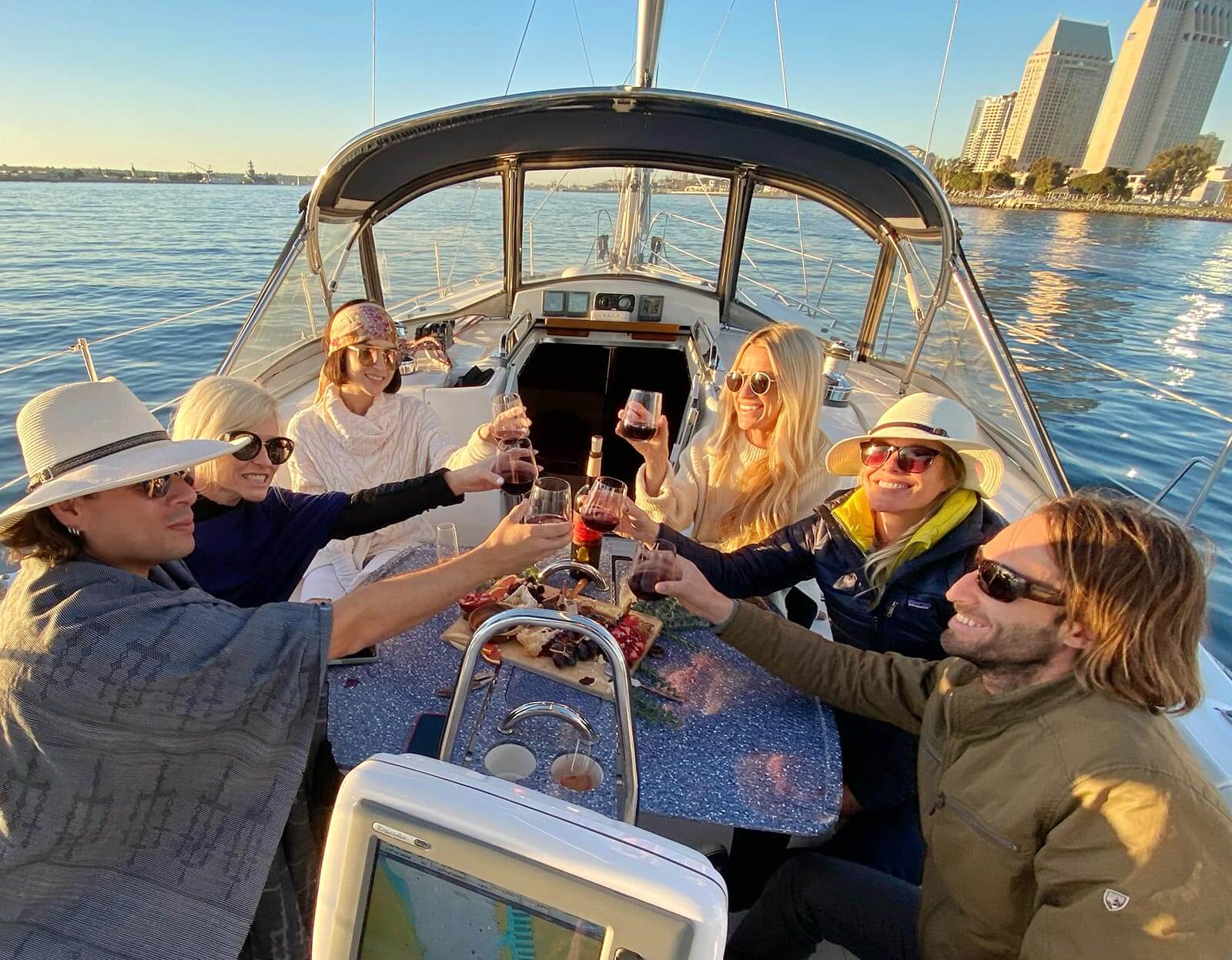 Sail Riviera San Diego – Enjoy the freedom of your own floating island