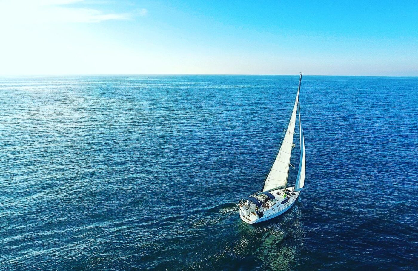 Sail Riviera San Diego – Enjoy the freedom of your own floating island